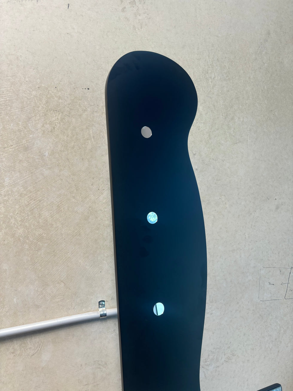 Knife Mirror - 200cm x 40cm – Prism Mirrors