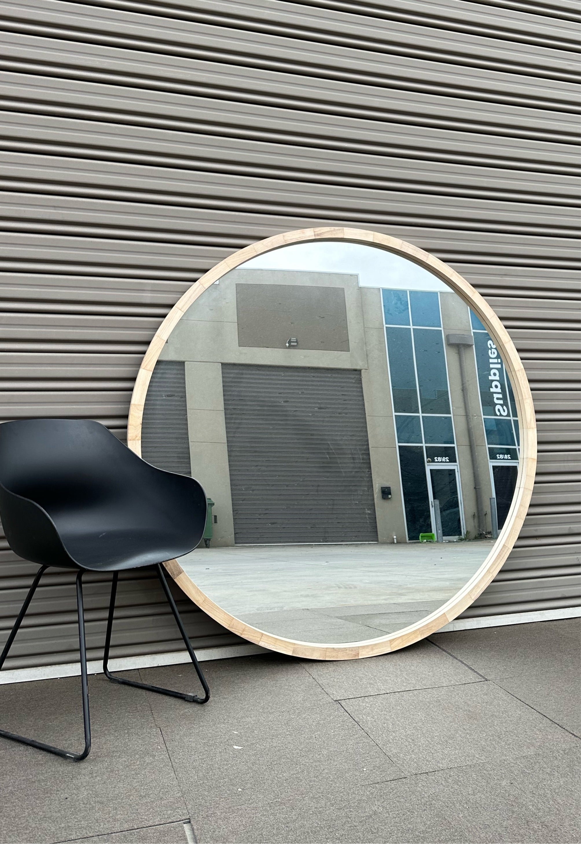 Milano Round Natural Wood Mirror - Natural 110cm – Prism Mirrors